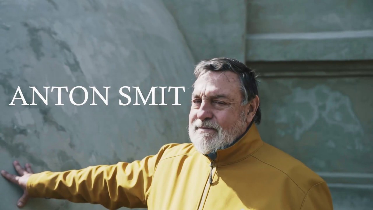 Anton Smit - Preparations for the installing of 'Faith' at THOR-Park in ...