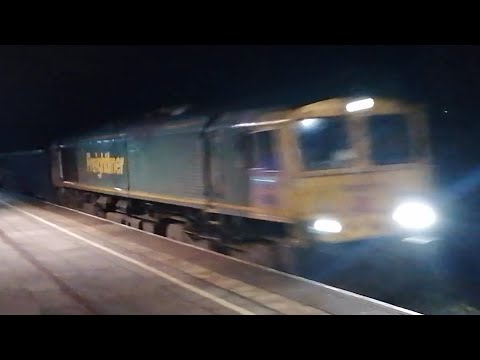14/02/25 - Freightliner Class 66 - 66588 - Llandudno Junction Tc Flhh ...