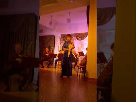 Осень. Не уходи, тебя я умоляю...  Исп. заслуженная артистка Республики Беларусь Елена Сало