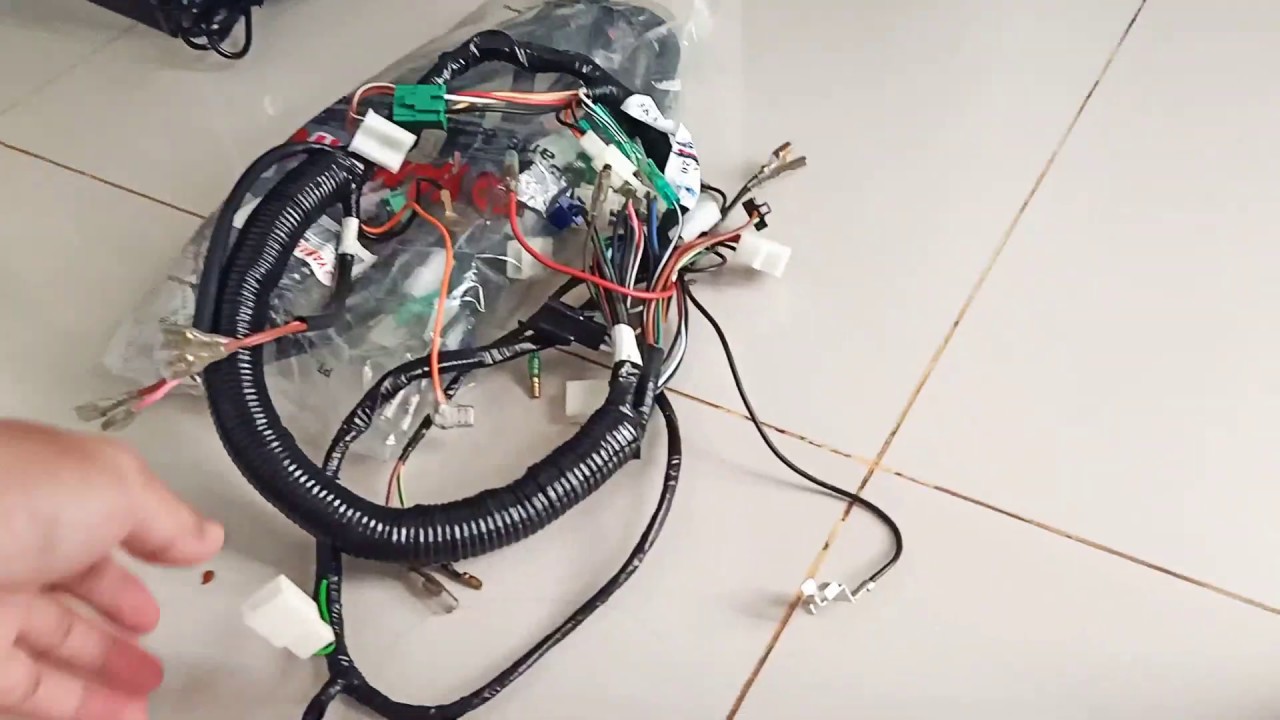 Perbedaan wireharnes / Kabel body RX King - YouTube
