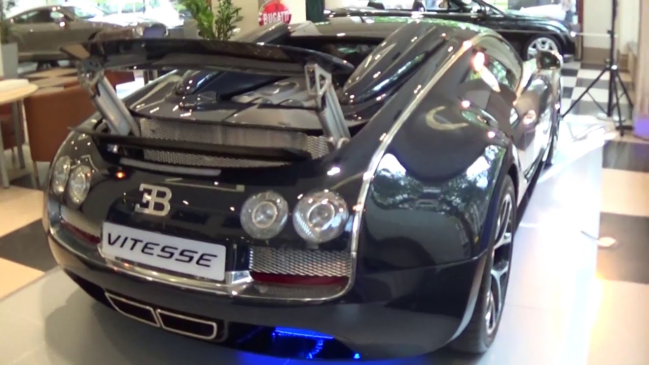 Blue carbon chrome Bugatti Veyron Grandsport Vitesse Walkaround - YouTube