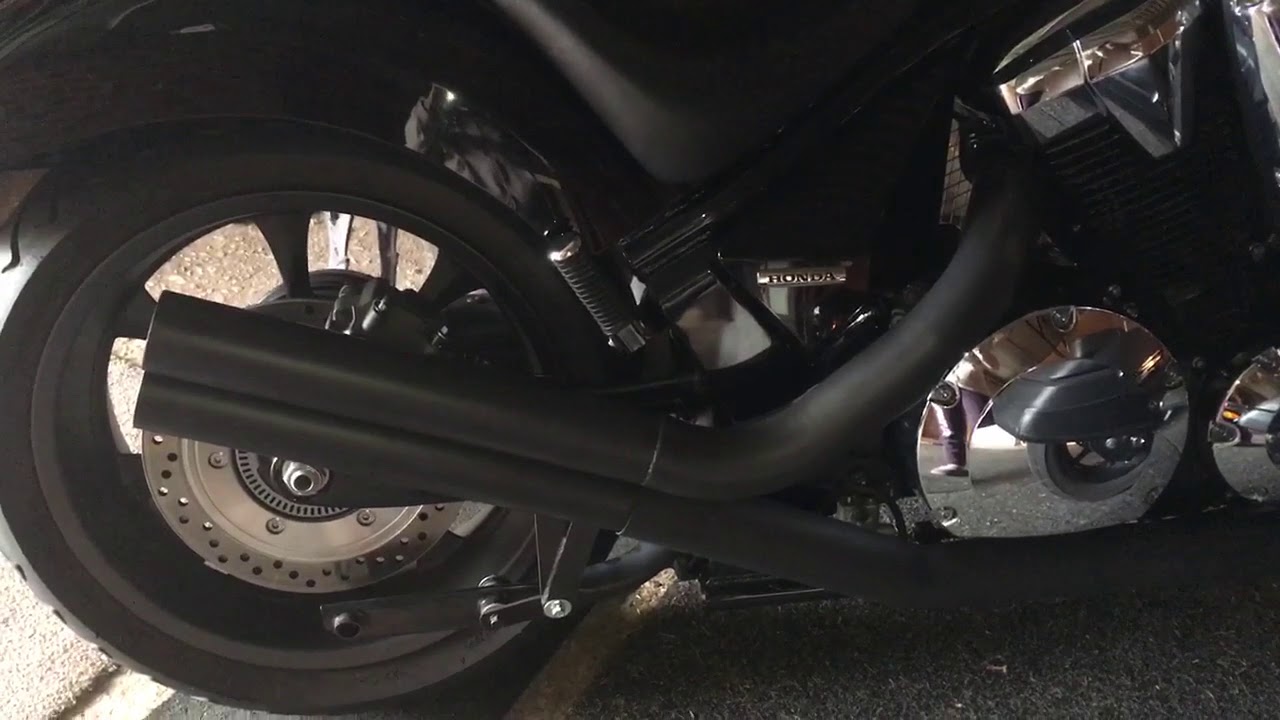 Honda fury exhaust - YouTube