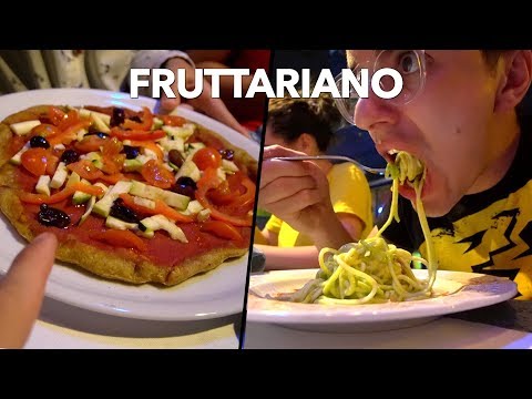 Ho provato il PRIMO RISTORANTE FRUTTARIANO d'Italia (solo cibo a base di frutta)