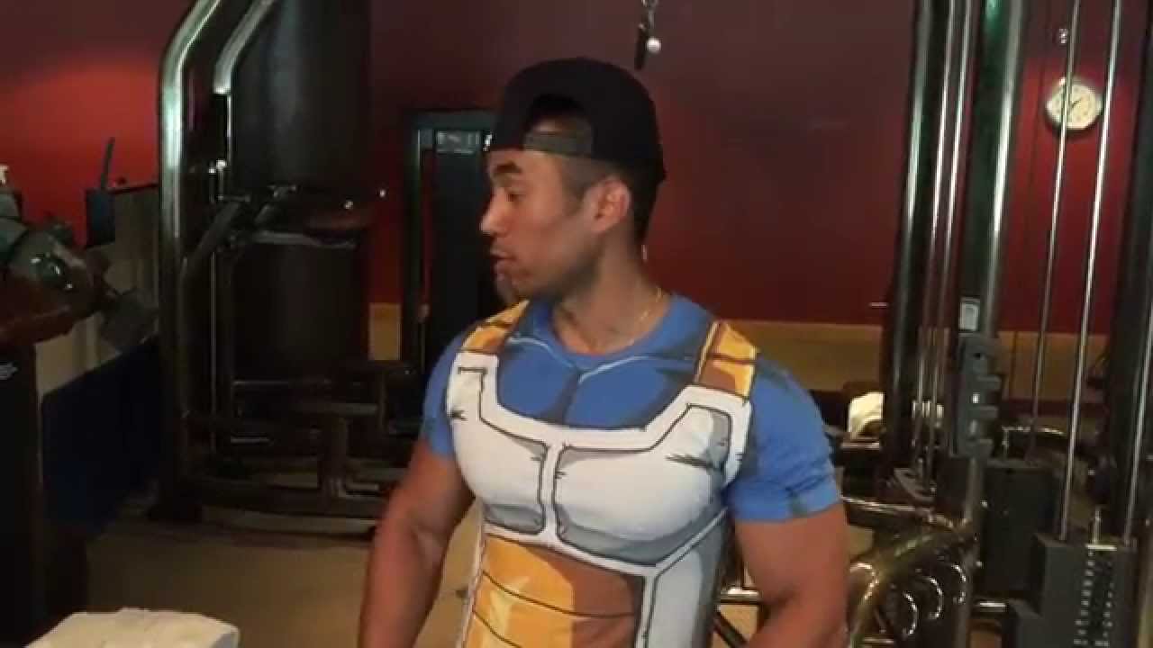 TRAINING WORKOUT BICEPS MACHINE DAVID BARTON GYM BY BERTRAND LIM - YouTube