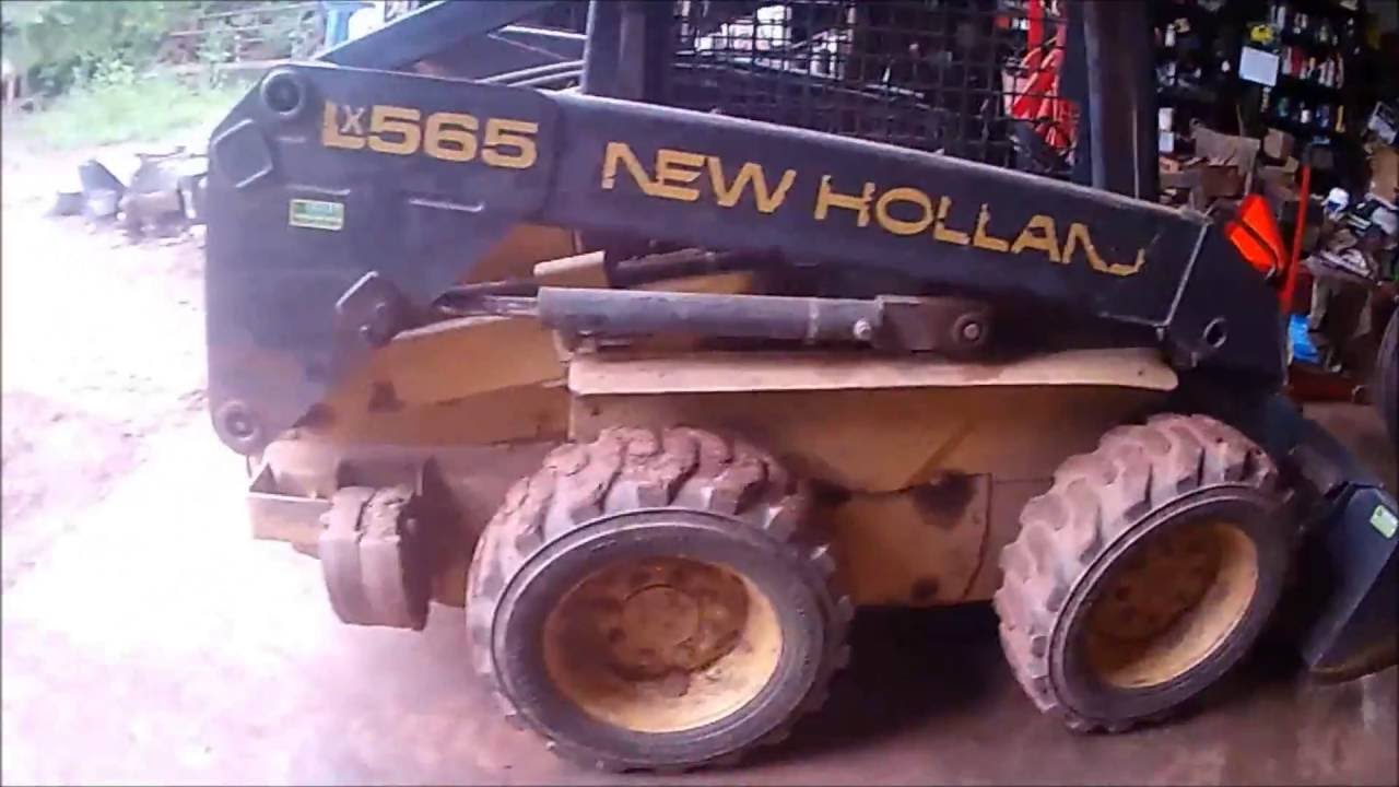 New Holland Lx565 - YouTube