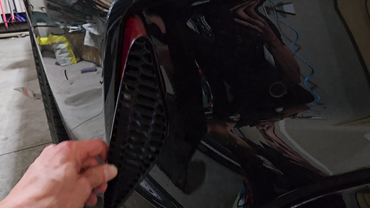 BMW M8 Rear Reflector Replacement - YouTube