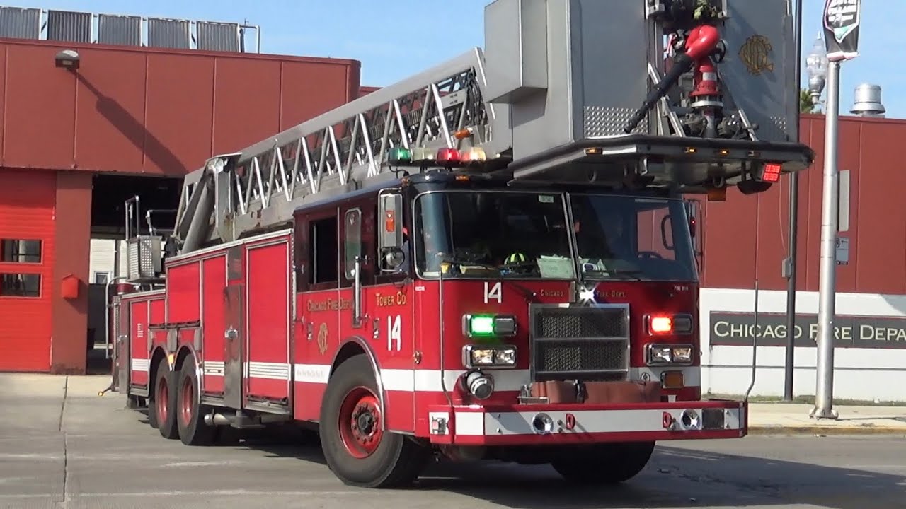 Chicago Fire Department Tower Ladder 14 (Spare) Responding - YouTube