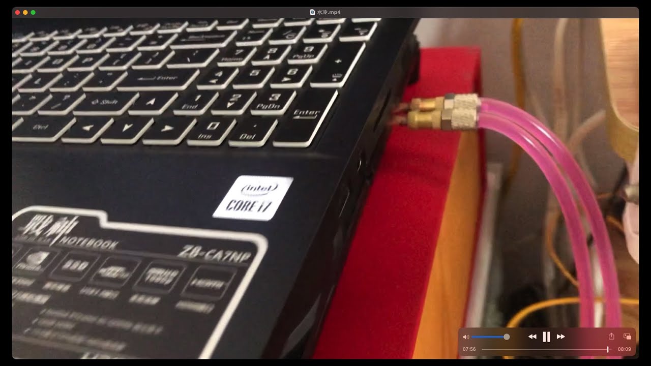 I made a water-cooled heat sink for my laptop.我给我的笔记本电脑自制了一个水冷装备 - YouTube