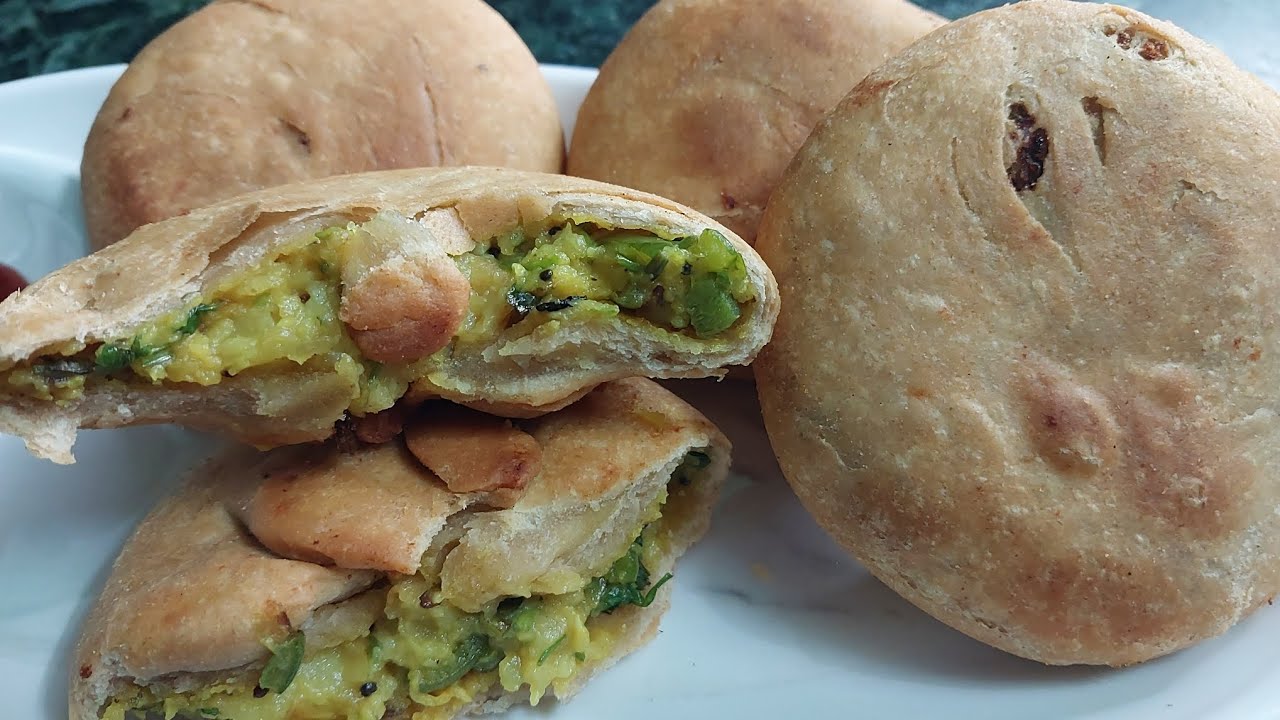 aloo khasta ki puri | how to make aloo khasta ki puri - YouTube