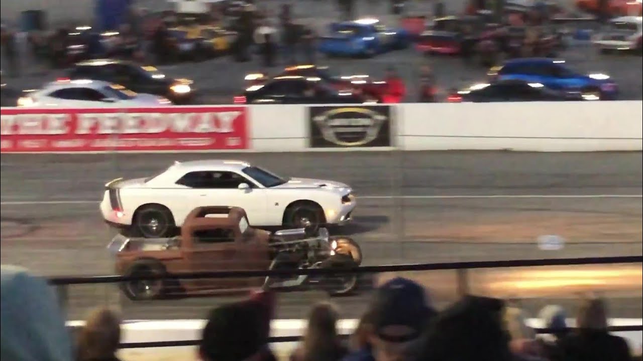 DOOR TO DOOR! Dodge Challenger VS Kamikaze Rat Rod - YouTube