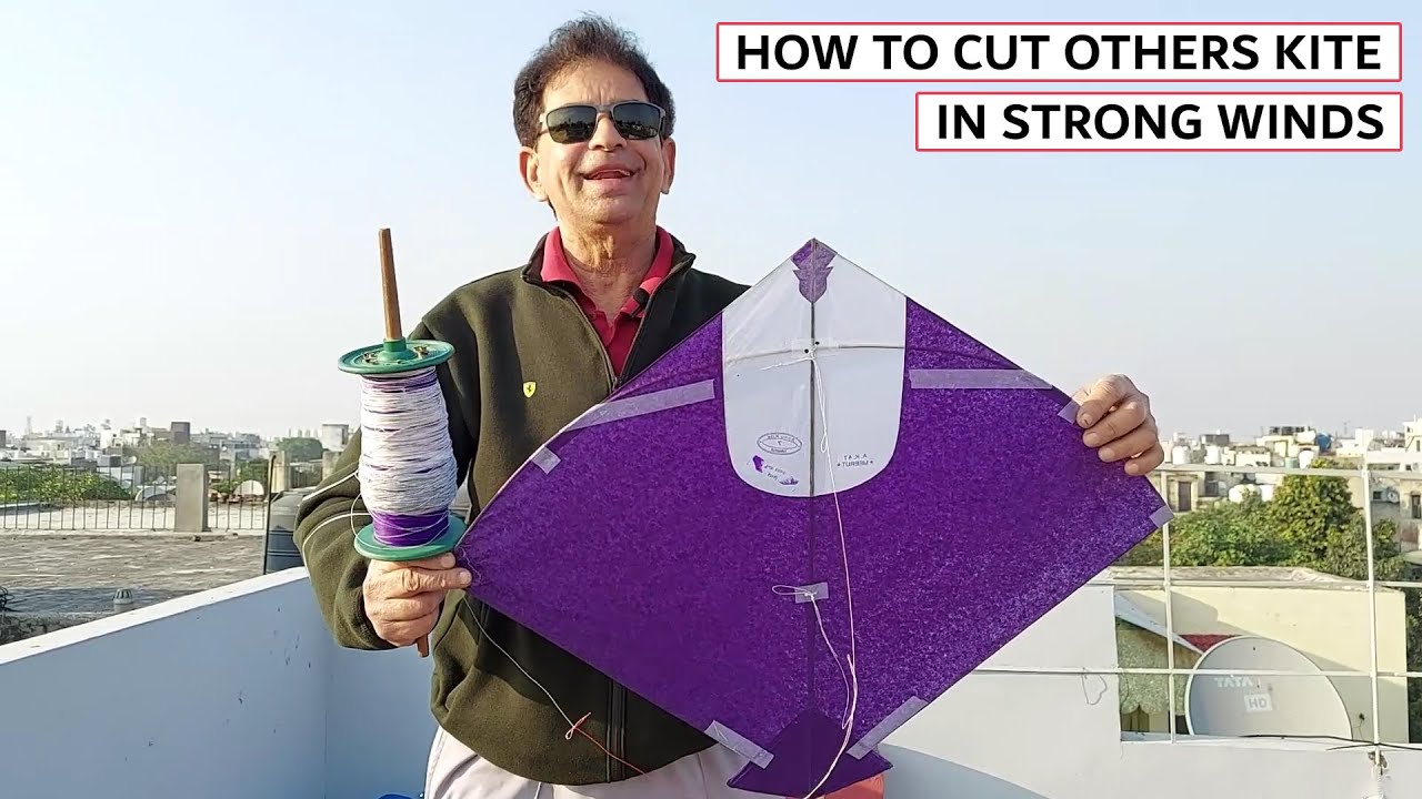 How To Cut Other's Kite In Strong Wind 😎 - YouTube