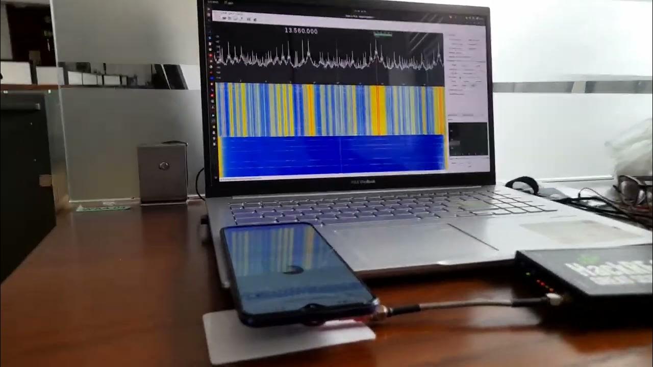 Intercepting Smartcard Communication using HackRF One - YouTube
