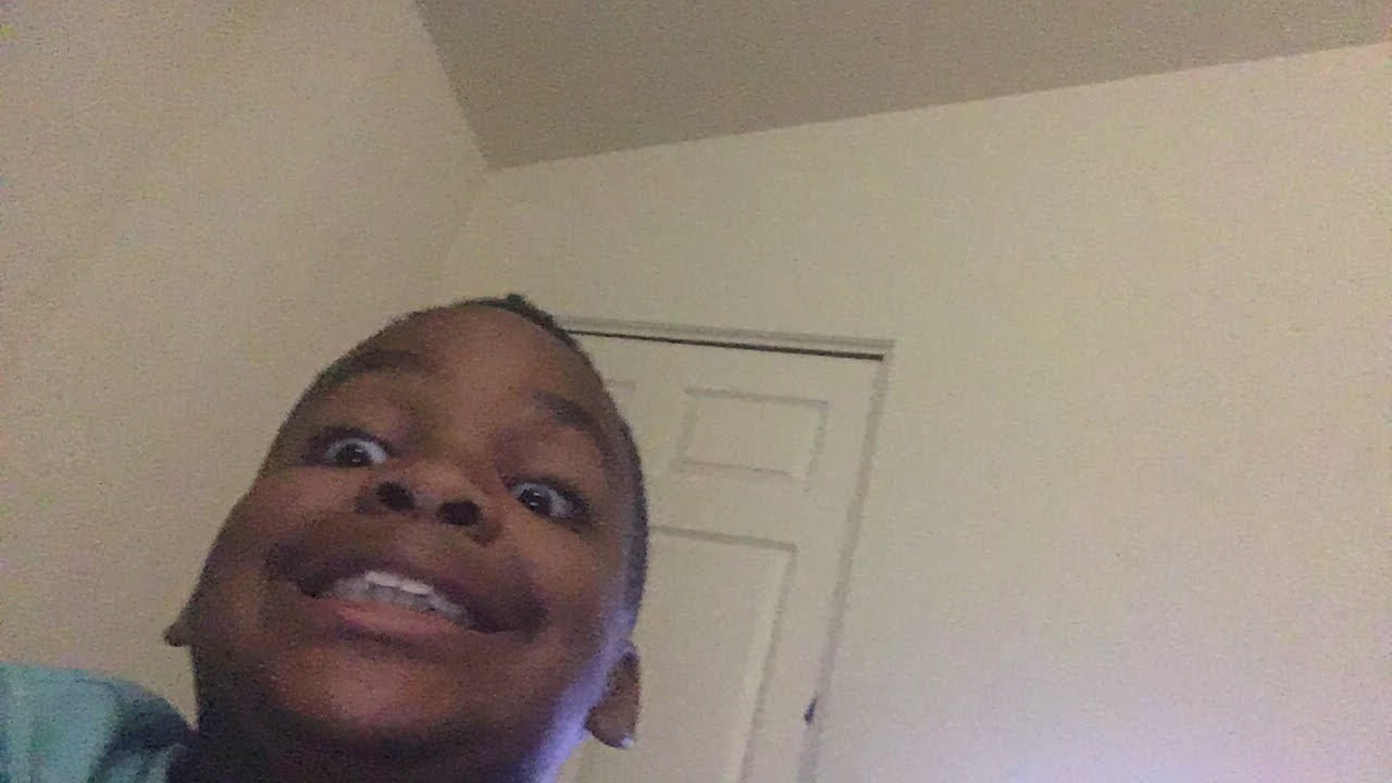 I mite play Fortnite - YouTube