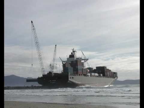 APL Panama Grounding Baja, Mexico - YouTube