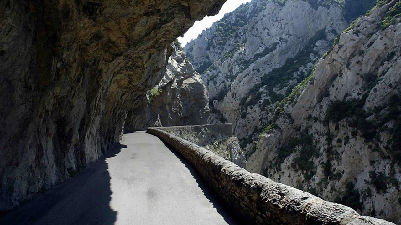 roadtrip pyrénées - épisode 2 - les magnifiques gorges de l'Aude - YouTube