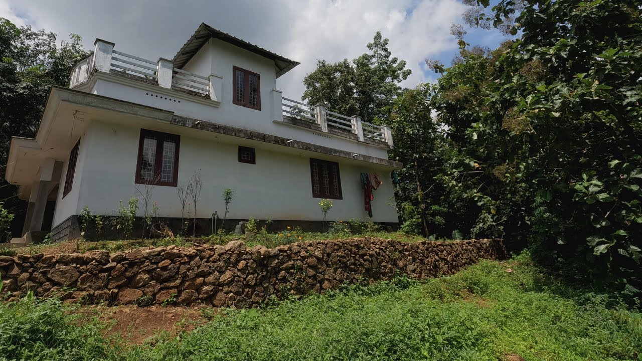 45 cents 1250 sqft house at Thabore, Mookkannoor, near Kochi Airport ...