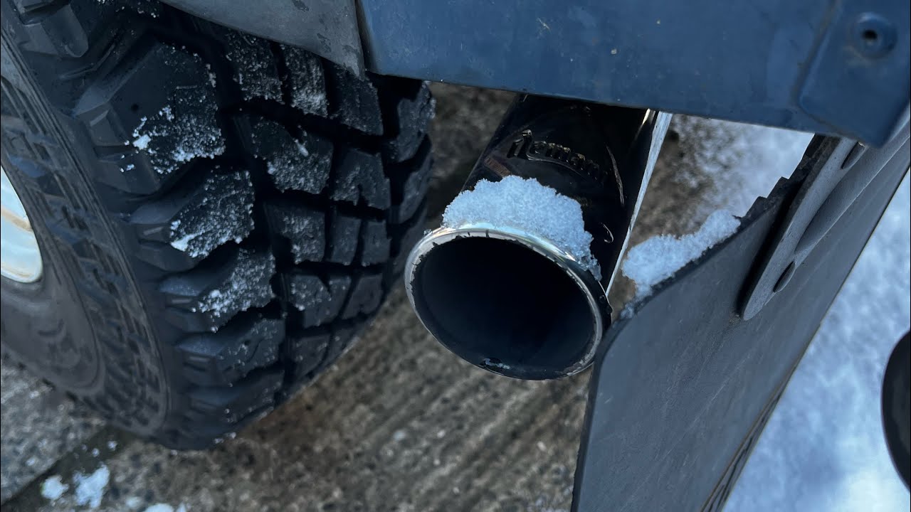 Land Rover defender 300tdi straight through exhaust sound - YouTube