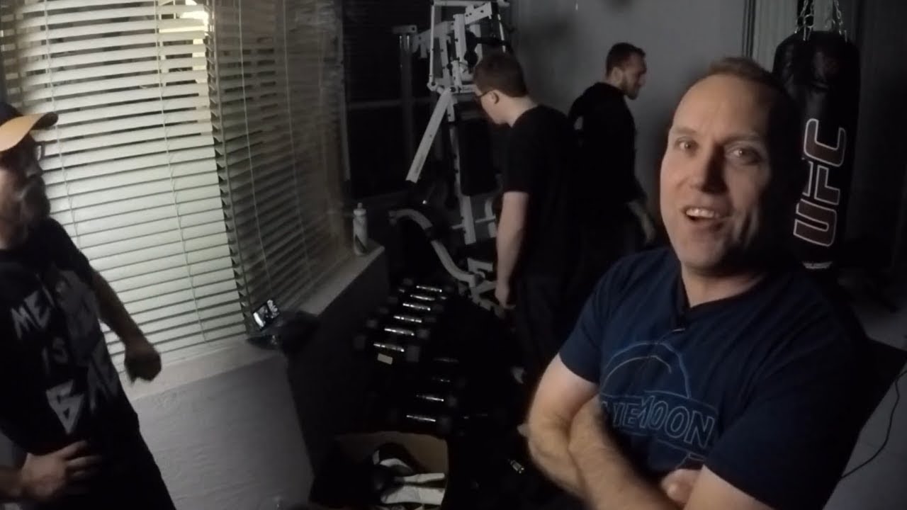 HUGE UPGRADES - Swifty Gaming House Tech Setup & Workout w/ Hall of ...