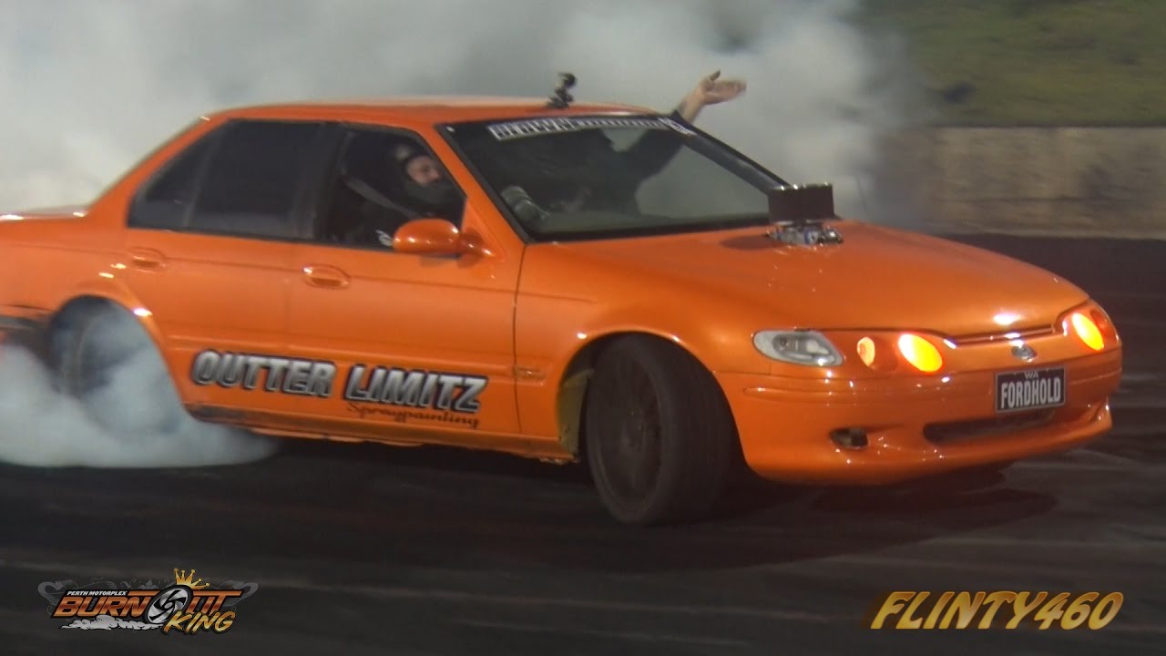 LS1 FALCON "FORDHOLD" TEARING IT UP AT BURNOUT KING - YouTube