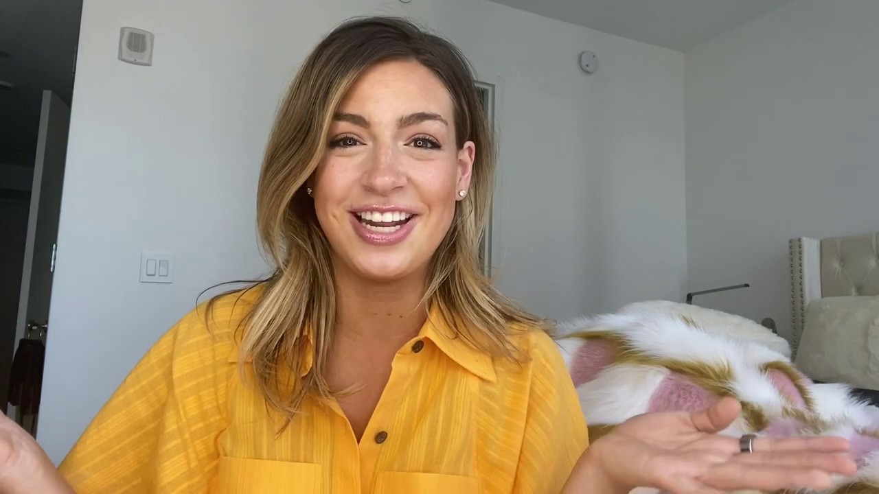 Positive affirmations with Haley Hoffman Smith - YouTube