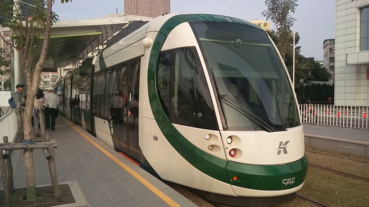 20181230高雄輕軌出站光榮碼頭站 No.505 - YouTube