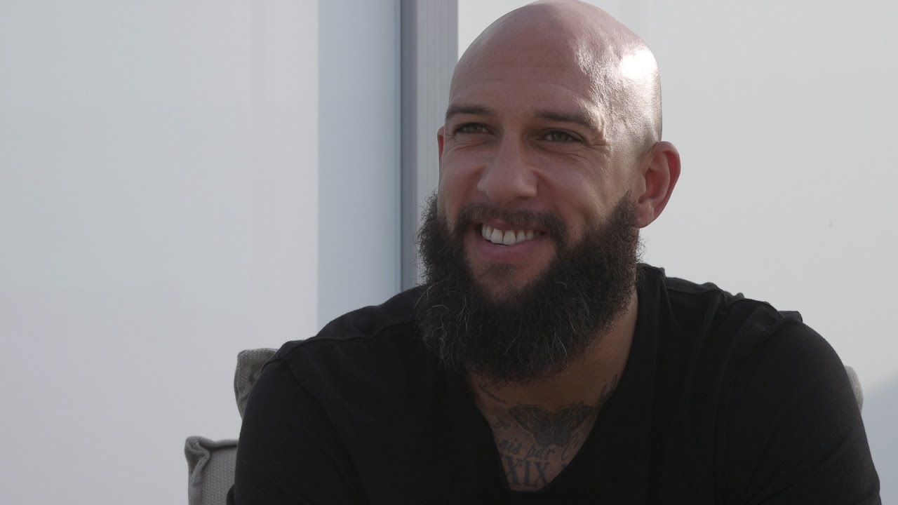 Tim Howard Visits MNT January Camp - YouTube