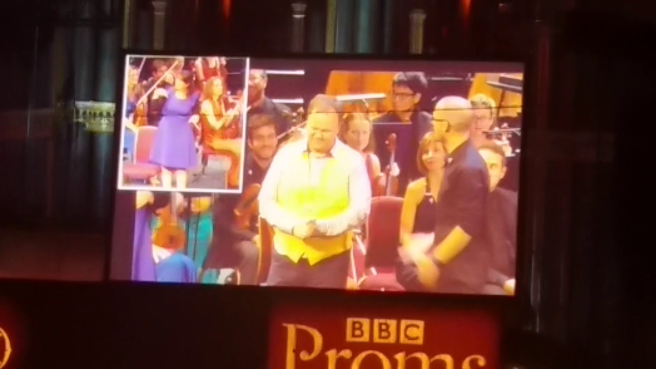 Watching Justin Fletcher from cbbc 27.8.18 pt2 - YouTube