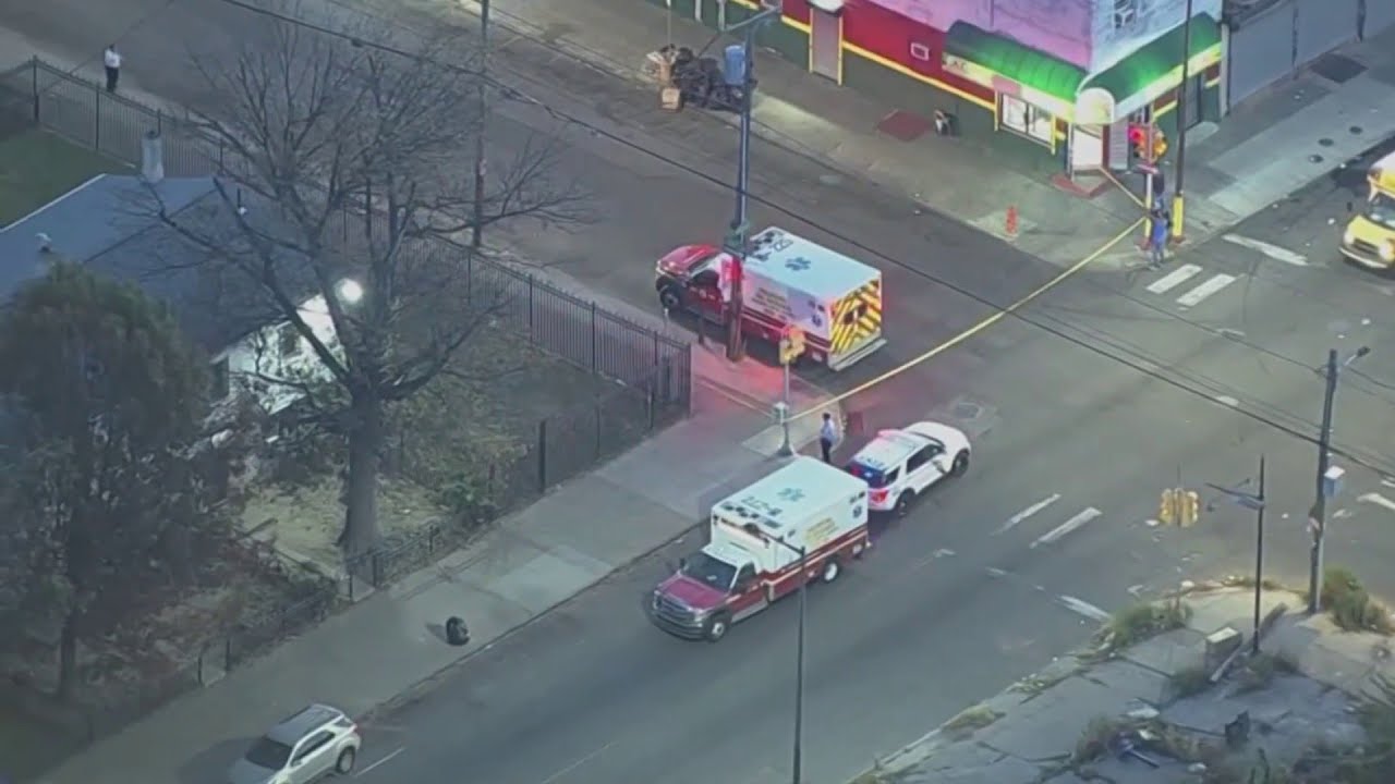 Paramedic expected to recover after being stabbed by patient in ...