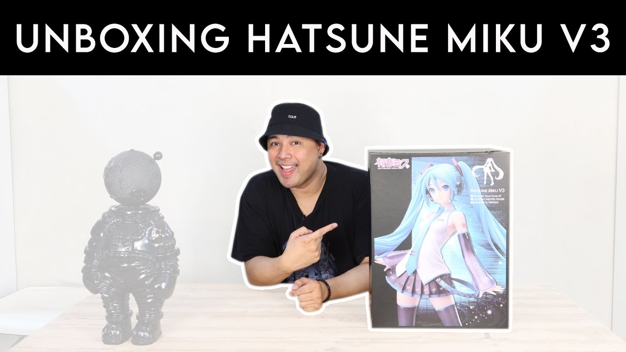 UNBOXING HATSUNE MIKU V3 - YouTube