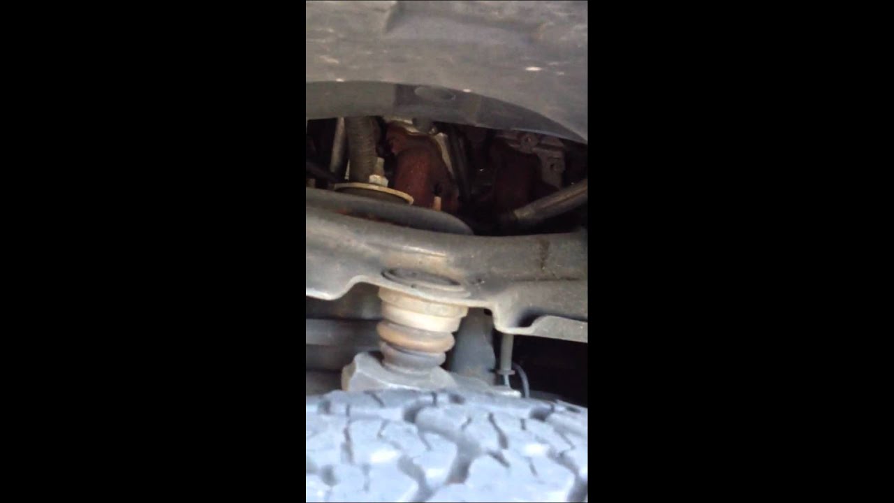 2004 Ford Explorer Engine Whine - YouTube