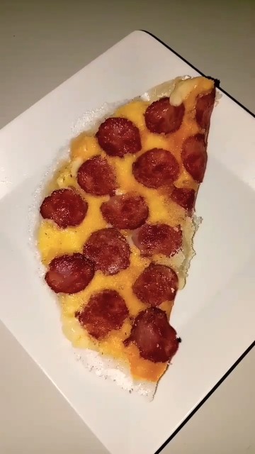 Tapioca de queijo com calabresa #tapiocarecheada #queijo #calabresa ...