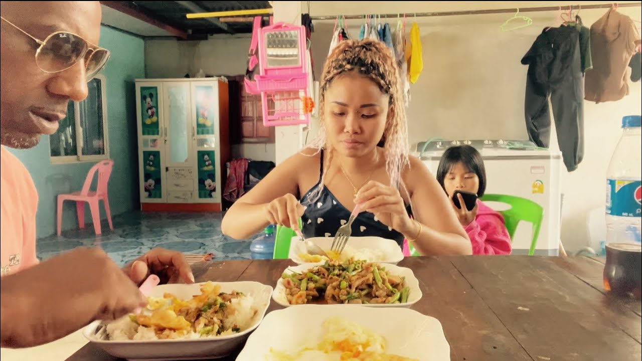 Village Life in Issan with Thai girl Nan . Part 2 🇹🇭 - YouTube