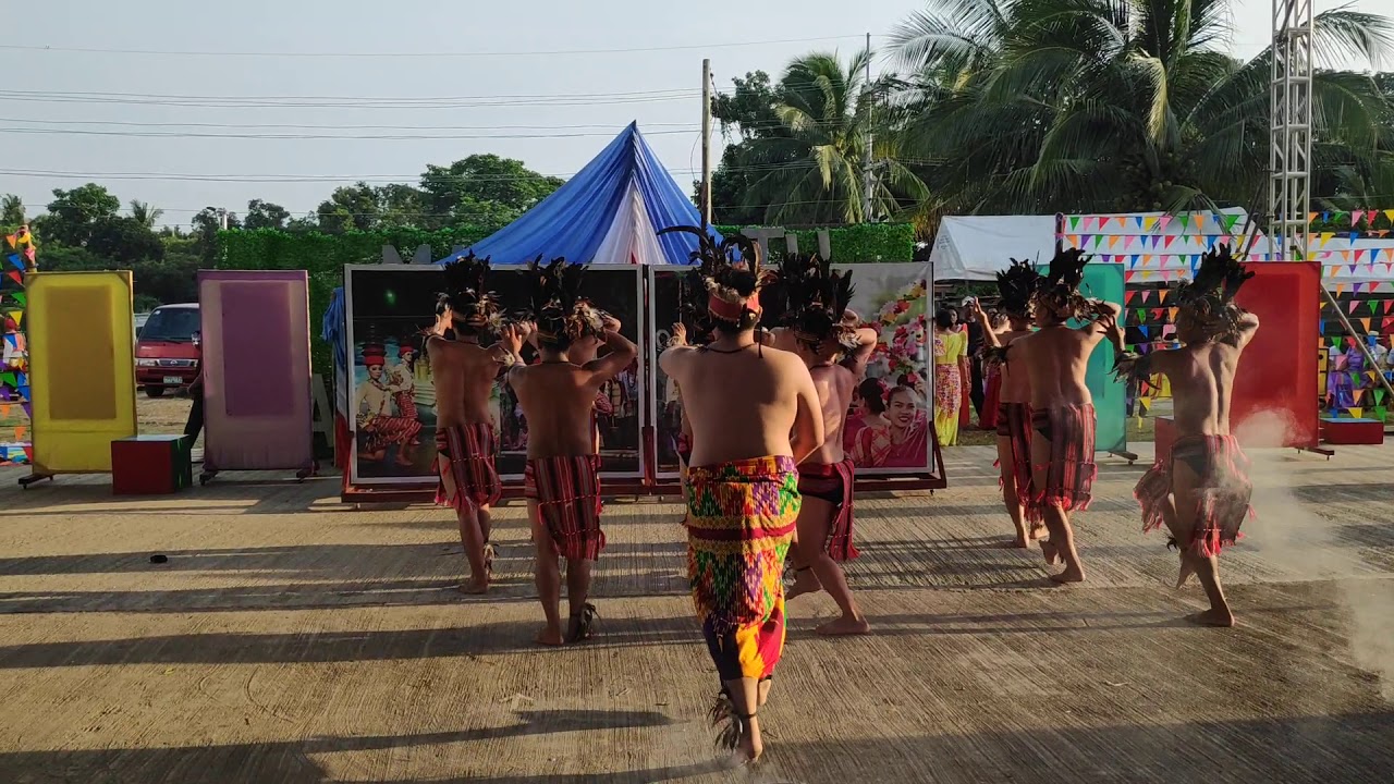 UNA-UNA KAYA KAYA DANCE PRESENTATION - YouTube