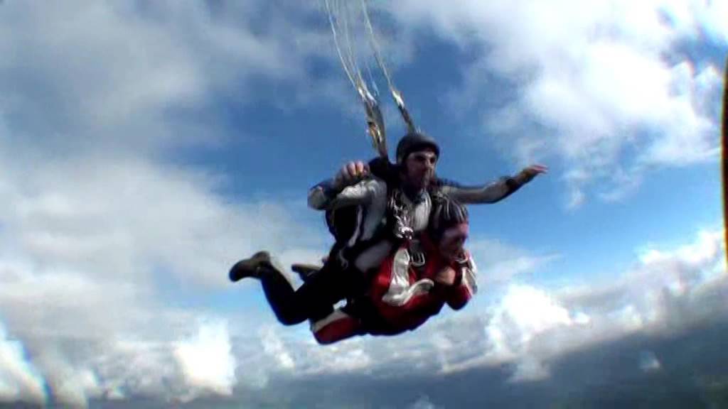 Dorothys Tandem Parachute Jump For The Poppy Appeal - YouTube