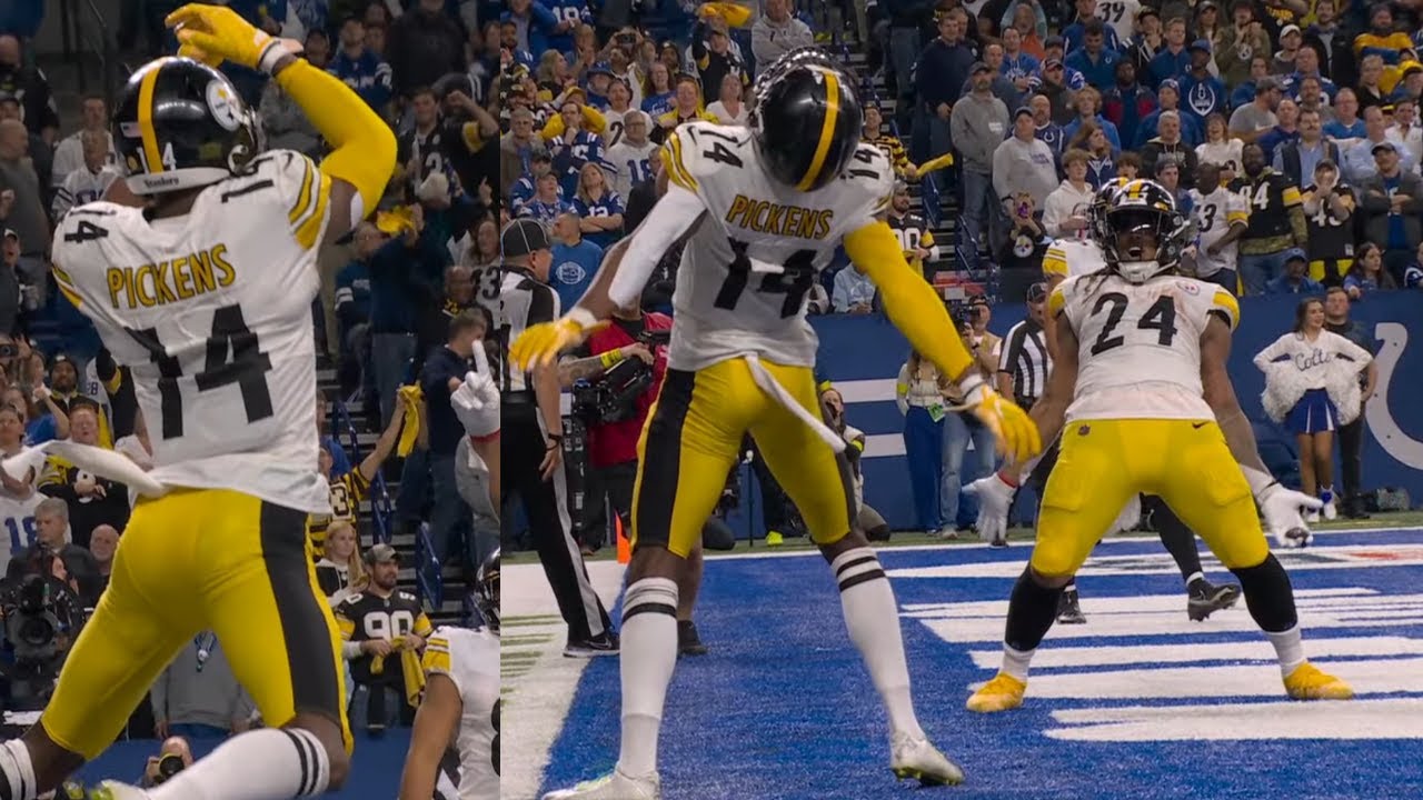 George Pickens Ronaldo SIUUUU celebration after 2pt conversion ...