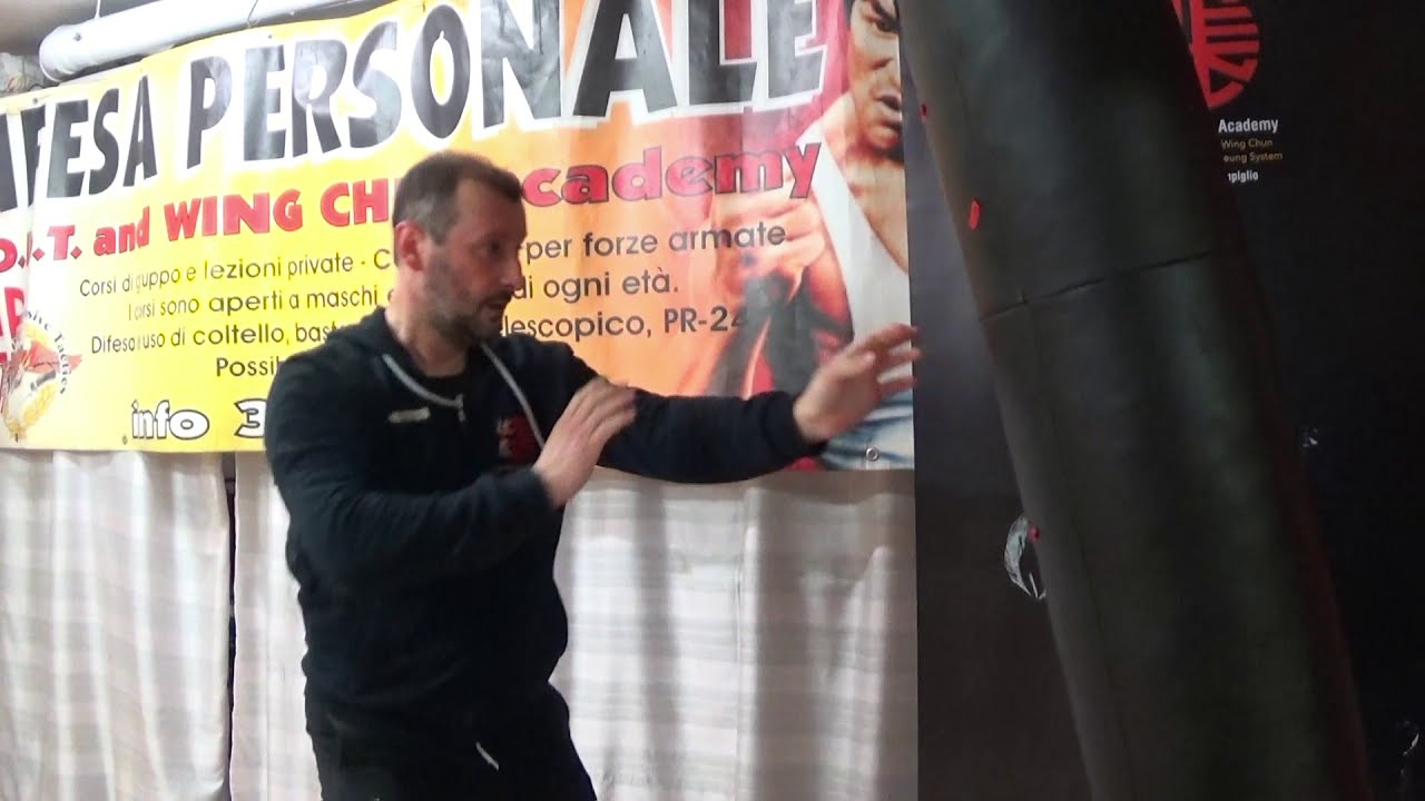 Wing Chun bag workout - YouTube