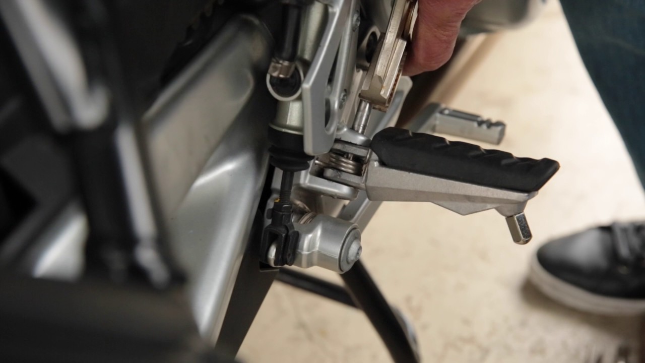 BMW F800ST FOOTPEG INSTALLATION - YouTube