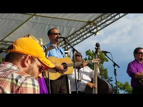 Josh Williams and Rhonda Vincent and the Rage  / Blue Railroad Train