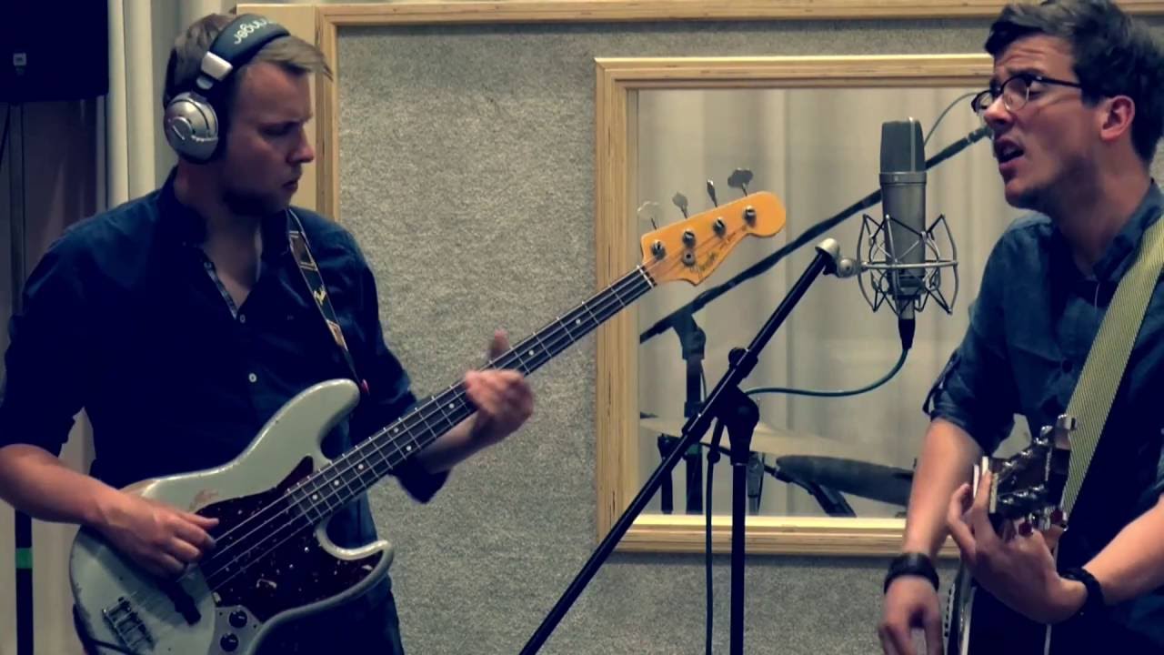 Chris Adam - Do You Even Know My Name (live session) - YouTube