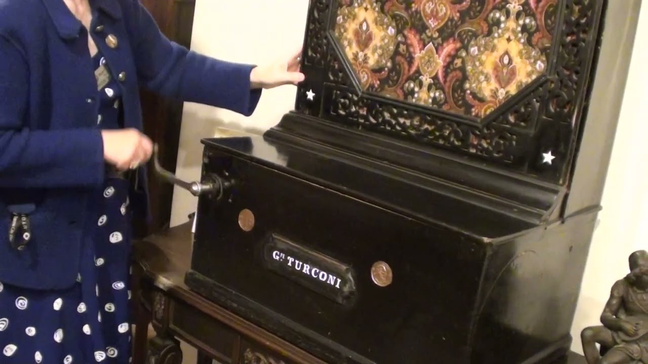 Small Crank Piano Demonstrated At Music House Museum - YouTube