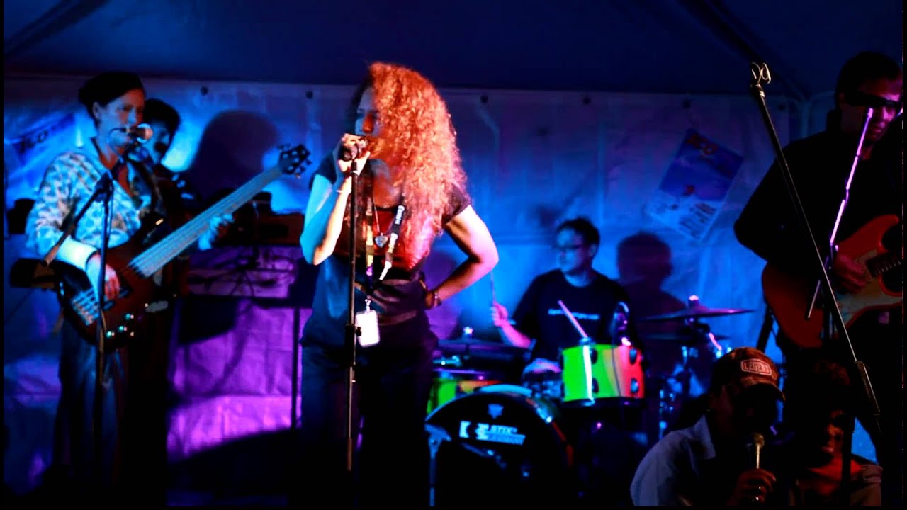 Life In A Day- SHOW- "What I am" cover - 24 July 2010 - RWB "The Renee ...