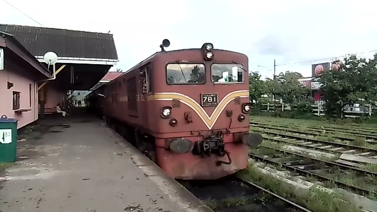 Class M5 781 at Rambukkana Railway station #mechanicsdiary #srilankan ...