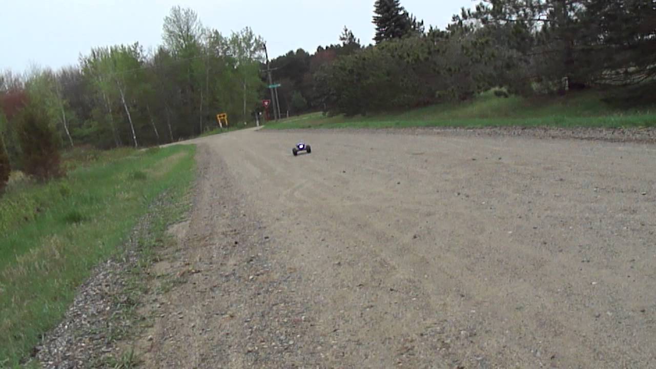 Circuit Thrash 1/10 scale RC truck. Brushless from hobbyking.com - YouTube