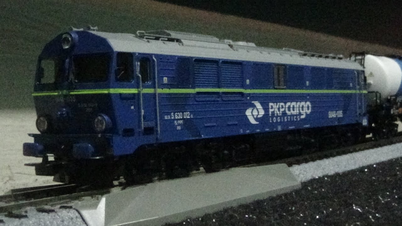 Piko Expert 52868 | SU46 Diesel Locomotive | PKP Cargo | HO Scale ...