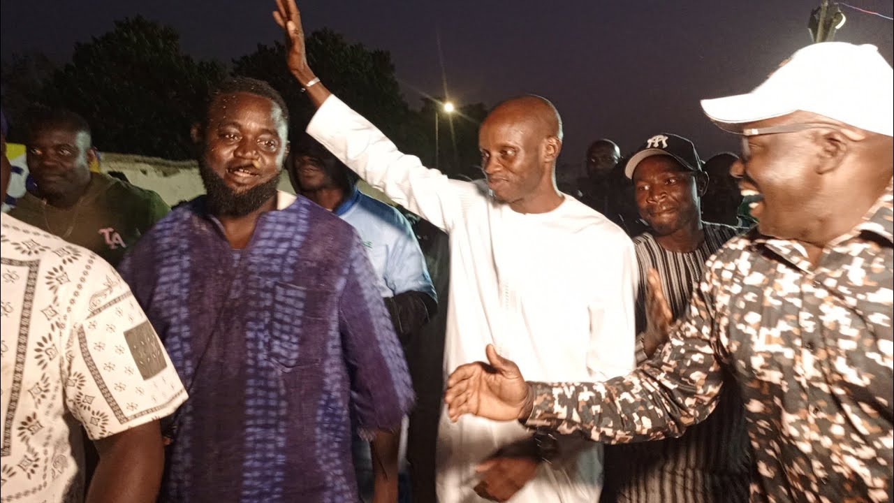 L'ARRIVÉ DU PRÉSIDENT DU SNG MALICK NGOM AU TERRAIN GUAL GUI ( LE MESSE ...