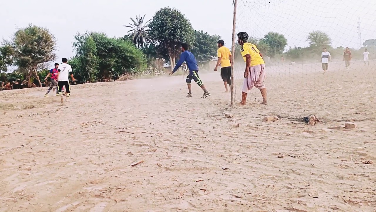 Charlie Chaplin football - YouTube