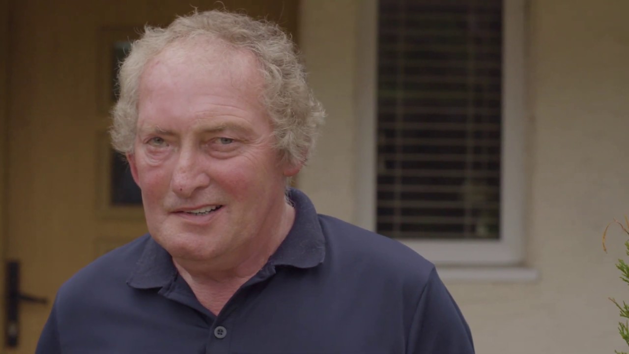 An interview with David Tickell, Thalidomide Trust member - YouTube