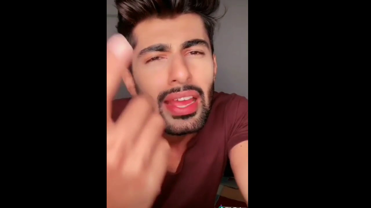 How To Get Red Lips Men | Lipstutorial.org