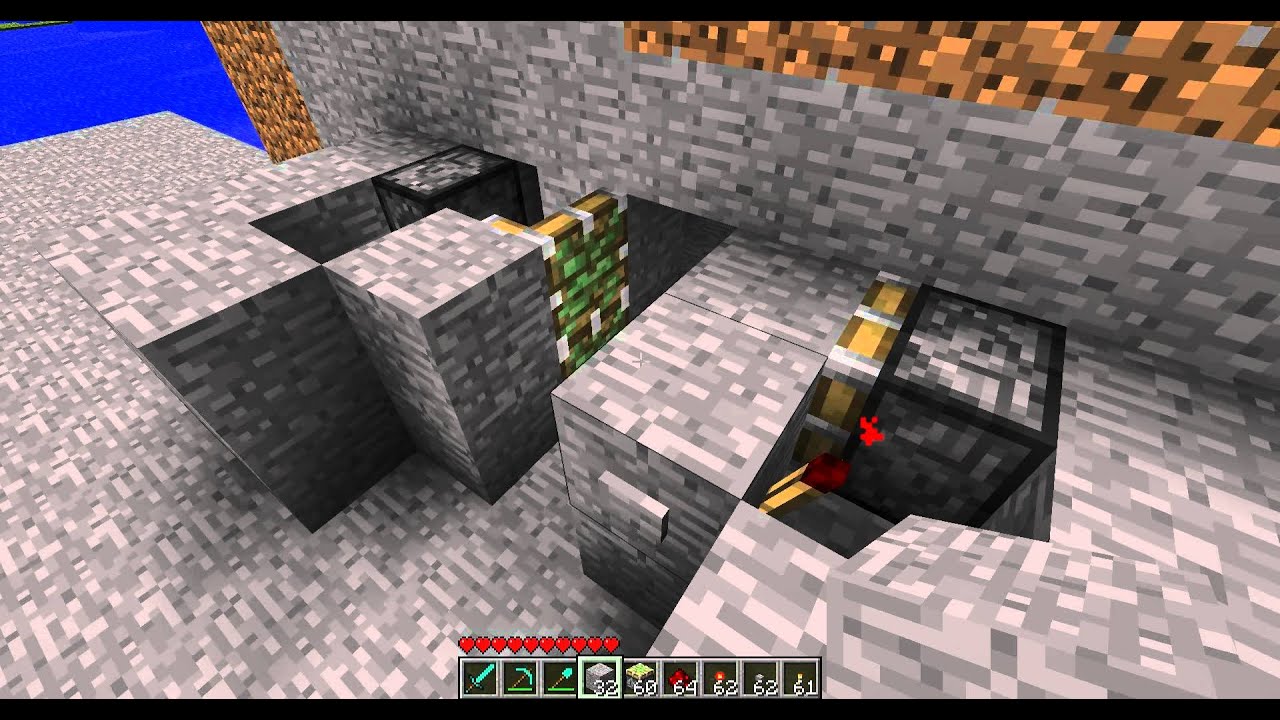 Minecraft - Simple Piston Door (easy to copy) - YouTube