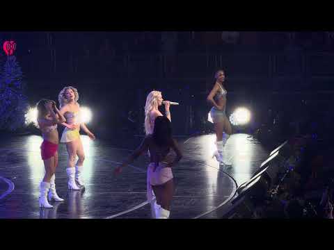 Zara Larsson Lush Life (W/ Fan Named Grace) Live at 99.5 Jingle Ball Capital One Arena 12/16/25